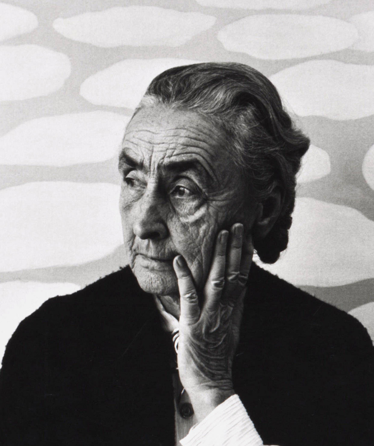 Georgia O'Keeffe - Sometimes a flower is just a flower